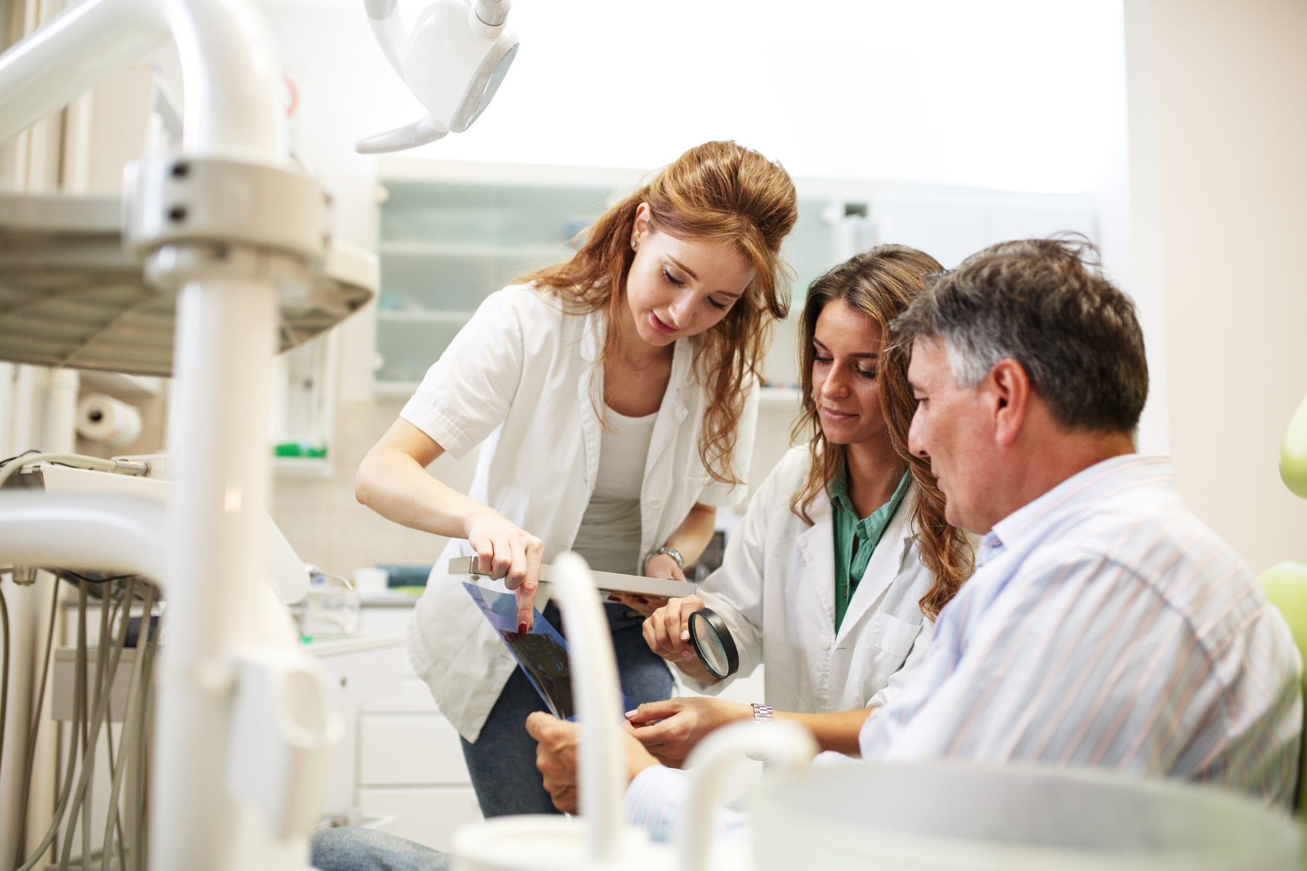 Should You Cross-Train Your Dental Team? – MGE Management Experts